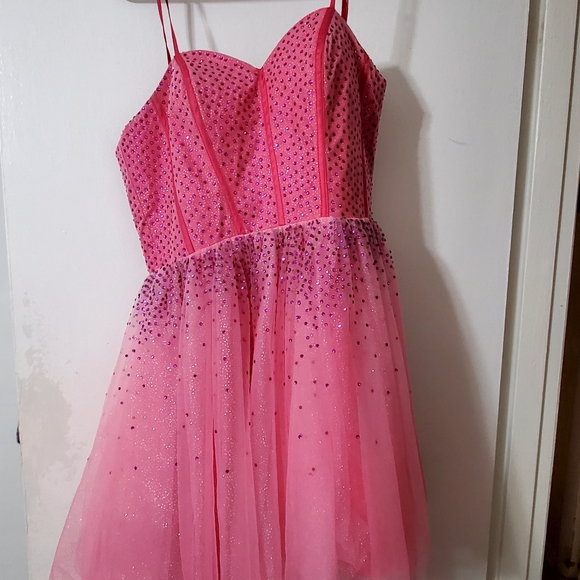 kiss prom | Dresses | New Short Barbie Move Inspired Short Formal Dance ...